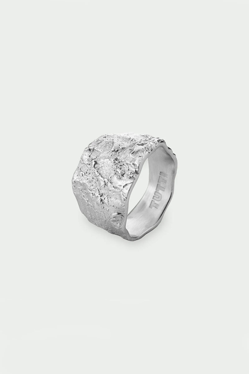 Tutti & Co RN361SM Revere Ring - M– Escape Boutique Whitley Bay